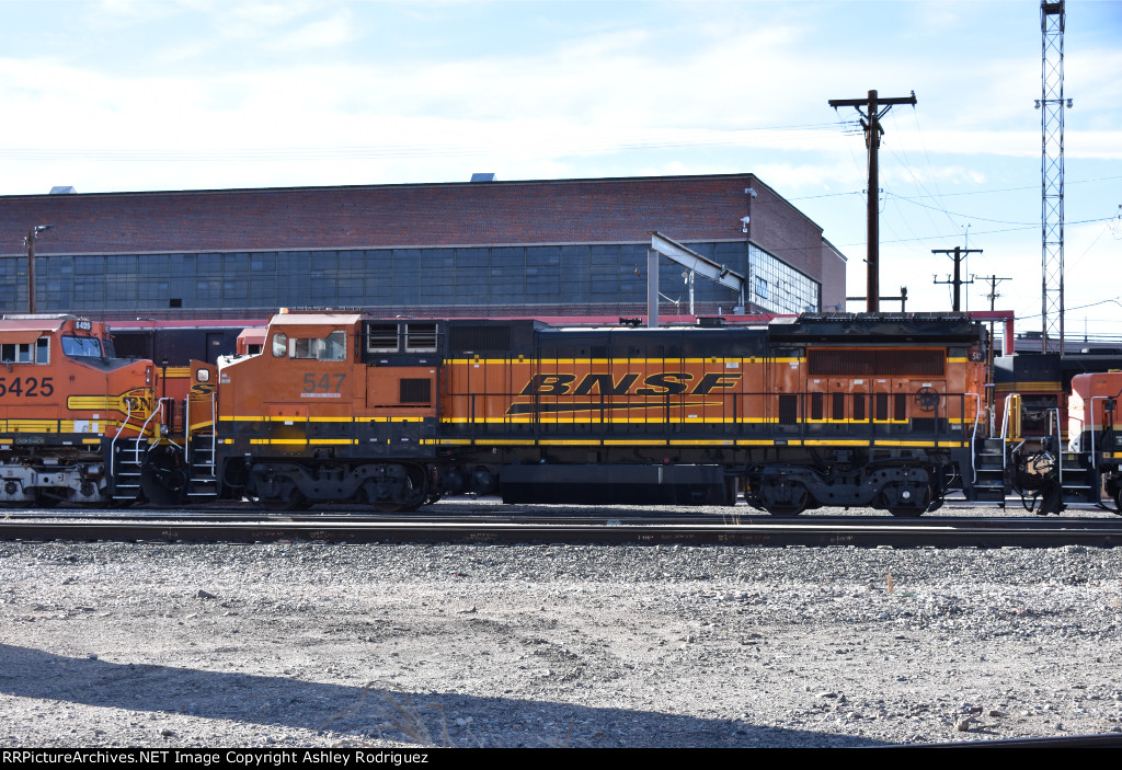 BNSF 547
